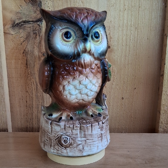 Sankyo | Art | 6 2 Vintage Musical Rotating Ceramic Owl Figurine | Poshmark